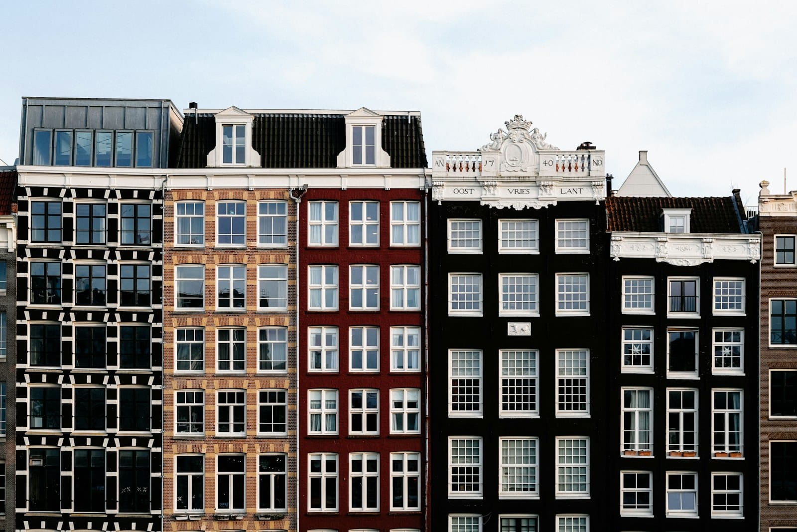 18 Studios for rent in Amsterdam | From €765 | RentSlam